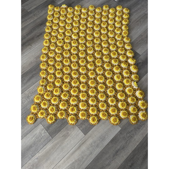 Handmade | Accents | Vintage Floral Amber Yellow Afghan Perfect For ...